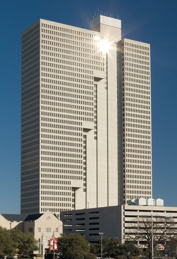 Downtown Fort Worth landmark goes on the market | Fort Worth Business Press