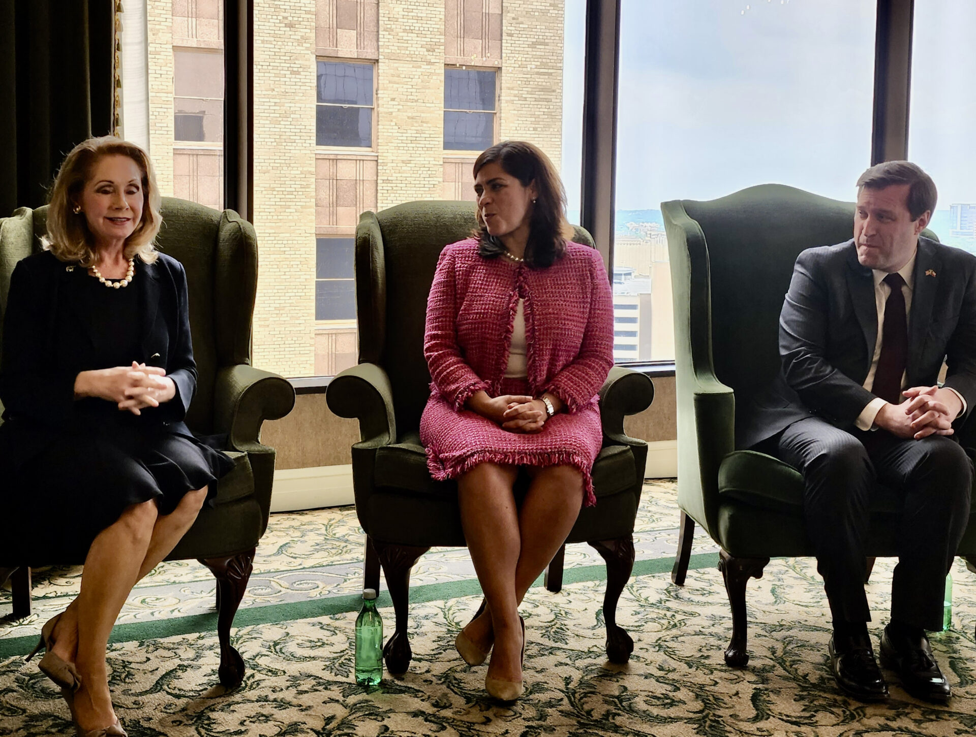 On the road again: Texas Supreme Court judges hold public forum in Fort ...