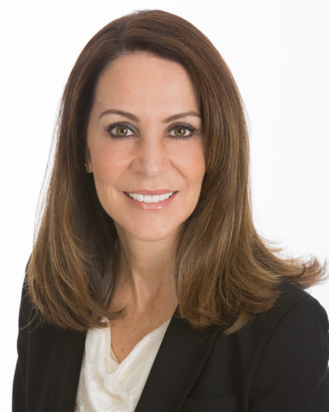 Veronica Chavez Law announces run for Tarrant County College District ...